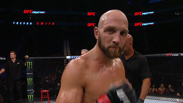 UFC Fight Night 92 - Trevor Smith contre Joseph Gigliotti - UFC Fans